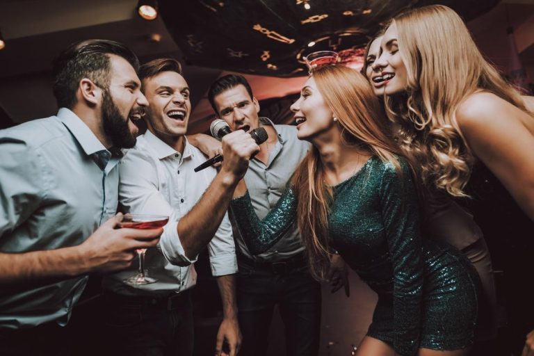 9 Best Nightclubs in Australia: You'll Never Want to Sleep Again!
